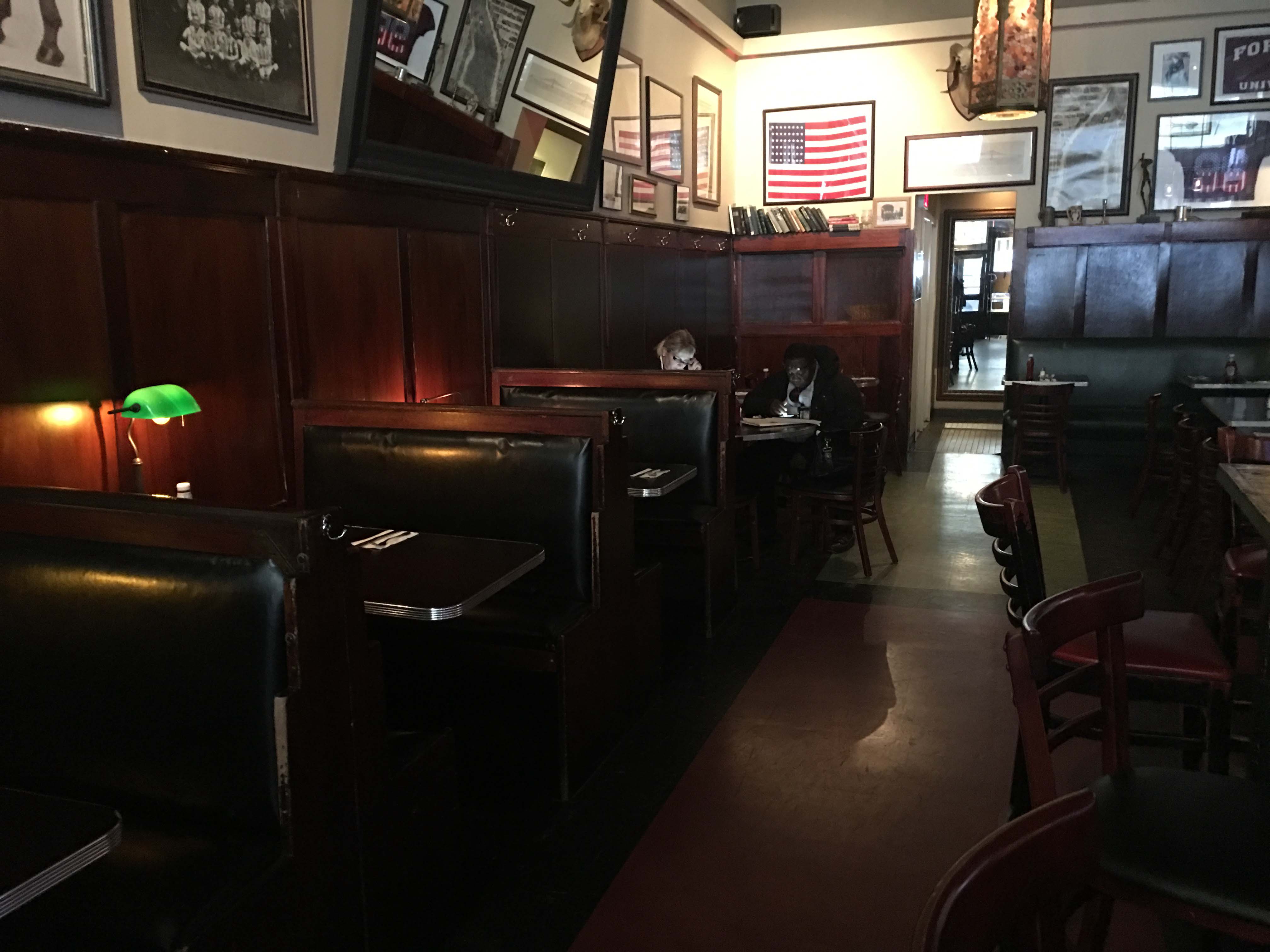 Review: Maxwell’s | The Greer Journal